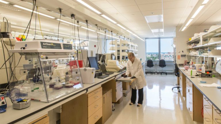 The Stanley Building at the Broad Institute | Elkus Manfredi Architects