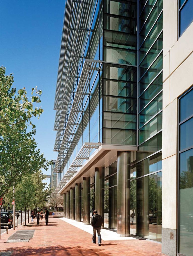 The Eli and Edythe L Broad Institute of MIT and Harvard | Elkus ...