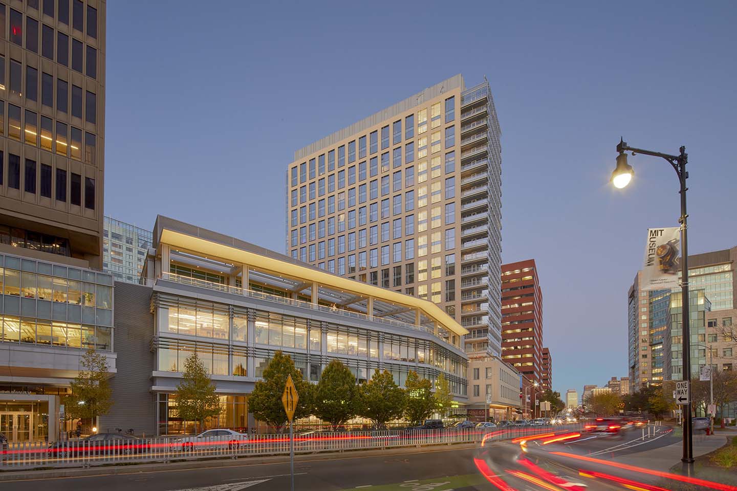 One65 Main Residences | Elkus Manfredi Architects